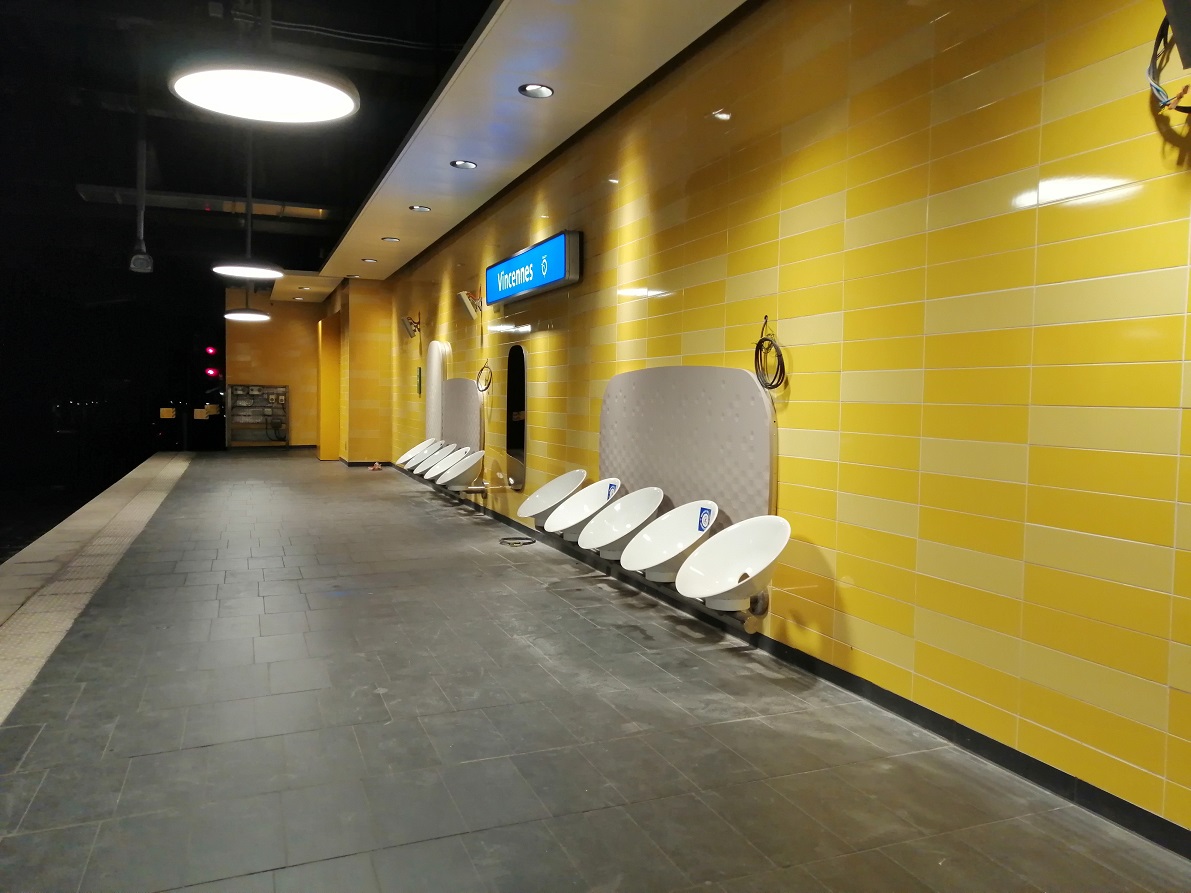 Premières installations des Dispositifs d'Attente pour la RATP - SIAM